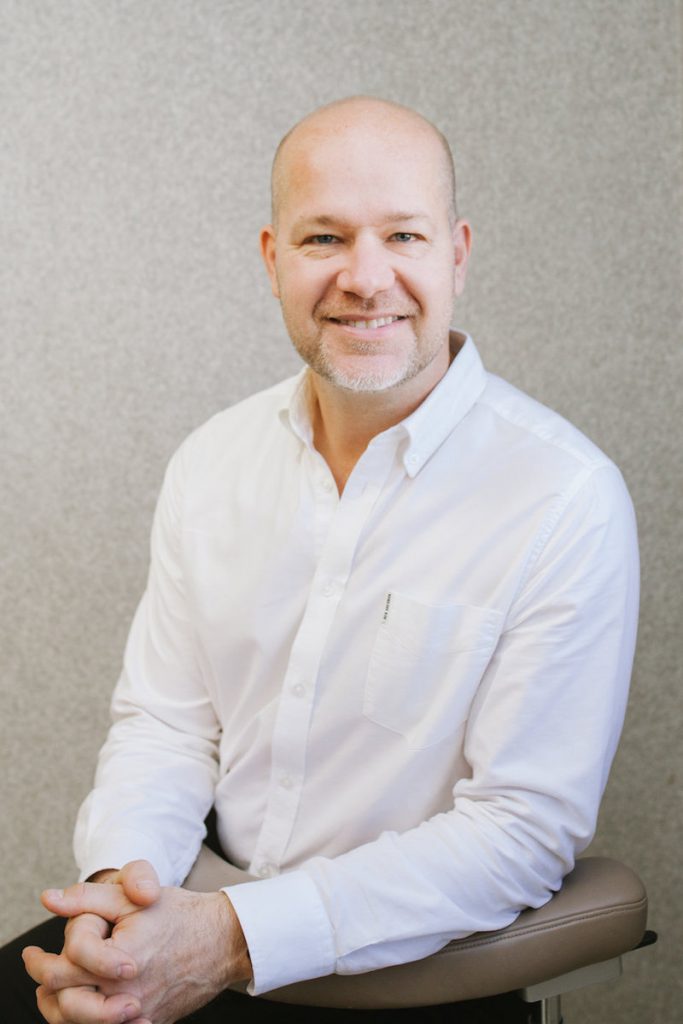 Dr. Chris McArthur Peterborough ON, Liftlock Family Dentistry